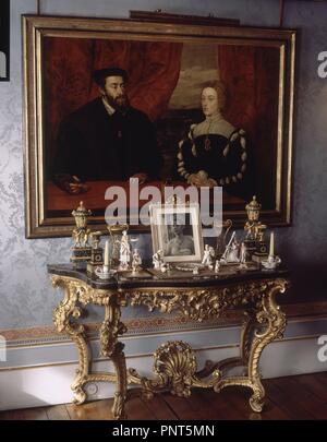 INTERIOR-SALON EN LA PLANTA NOBLE DEL PALACIO. Location: PALACIO DE ...