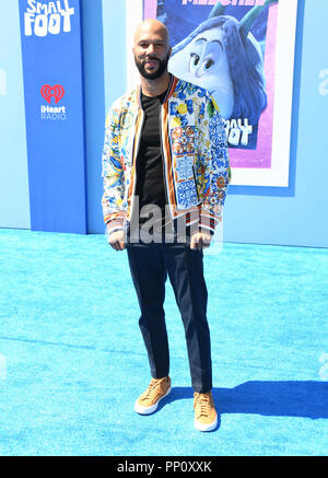 Los Angeles, CA. 22nd Sep, 2021. Avery Bederman at arrivals for DEAR EVAN HANSEN Premiere, Walt ...