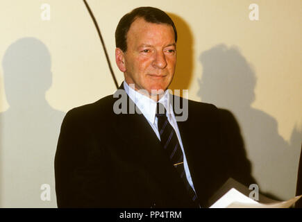 PEHR G GYLLENHAMMAR CEO for Swedish Car manufacturer Volvo with wife ...