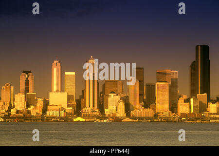 1992 HISTORICAL DOWNTOWN SKYLINE SEATTLE WASHINGTON STATE USA Stock ...