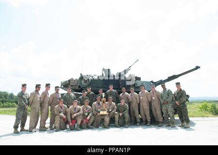 Tank battalions from the USMC battled it out on Fort Knox's Wilcox ...