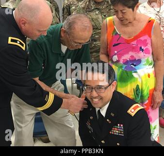 FORT SHAFTER FLATS, Hawaii -The official passing of the colors from 9th ...