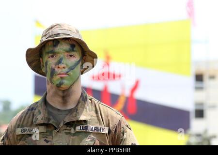 PENANJONG GARRISON, Brunei— A Soldier with the 1st Battalion, Royal ...