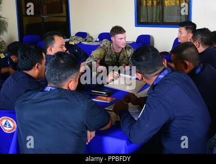 Armed security guard, Manila, Philippines Stock Photo - Alamy