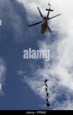 Helicopter during Spie rigging Stock Photo - Alamy