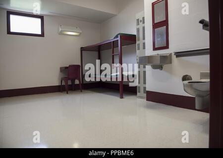Photos of ICE IGSA Caroline Detention Facility outside Bowling Green ...