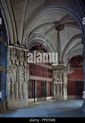 REJA DE ENTRADA A LA CAPILLA DEL CONDESTABLE DESDE LA GIROLA - 1523 ...