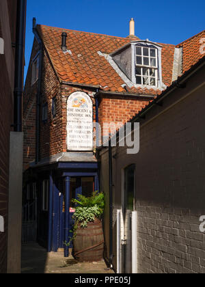 The Three Mariners Inn Scarborough Stock Photo - Alamy