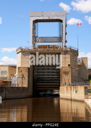 Carillon lock lifts boats 20 metres on the Carillon Canal. The lock is ...