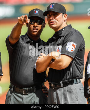 Tipo de de ampayers de la CBPC. Ampayer . Partido de beisbol de la ...