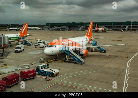 Easyjet airliner at loading gate. Stanstead Airport, UK Stock Photo - Alamy