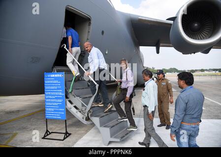 Allahabad, India. 26th Sep, 2018. IAF soldiers participate in a drill ...