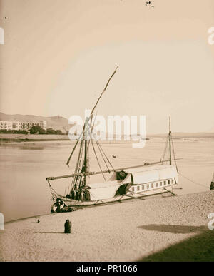 A Dahabeah, or Nile Boat Stock Photo - Alamy