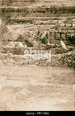 Jaffa to Jerusalem. The spring at Bittir Stock Photo - Alamy