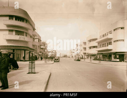 Tel Aviv. Dizengoff Street looking north Stock Photo - Alamy