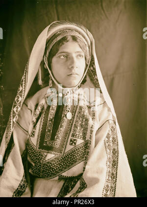 Ramallah woman. 1898, West Bank, Rām Allāh Stock Photo - Alamy