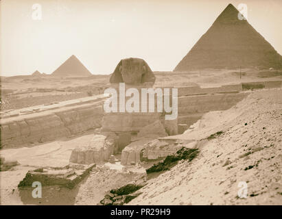 The Sphinx in front of Pyramids of Egypt, beautiful panoramic view ...