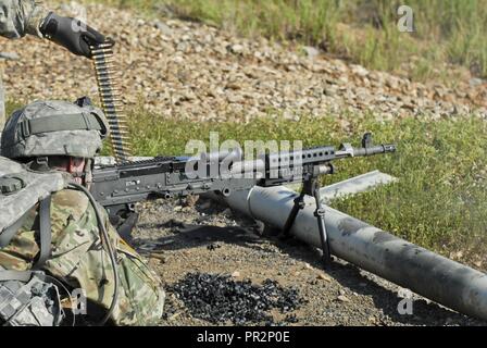 Improved M249 Machine Gun Stock Photo - Alamy