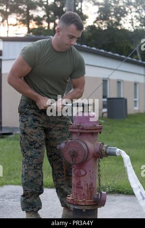 U.S. Marine Corps Dismounted Reconnaissance Sets, Kits and Outfits ...