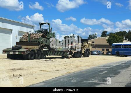 Wisconsin National Guard Soldiers with the 32nd Infantry Brigade Combat ...