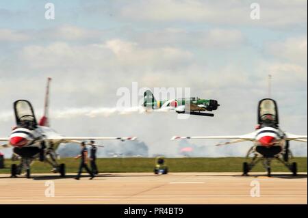 Japanese "Kate" torpedo bomber Stock Photo - Alamy