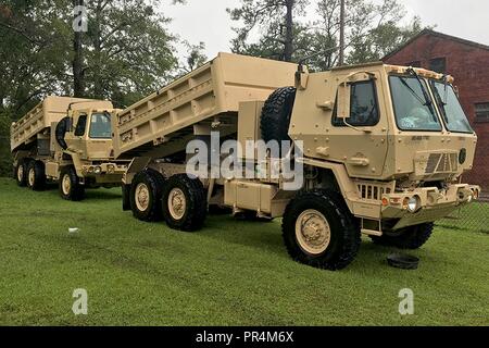 U.S. Army Soldiers with the 1222nd Engineer Company (Sapper), S.C. Army ...