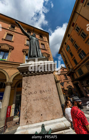 Bronze statue of Ugo Bassi, Bologna, Emilia-Romagna, Italy Stock Photo ...