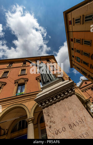 Bronze statue of Ugo Bassi, Bologna, Emilia-Romagna, Italy Stock Photo ...