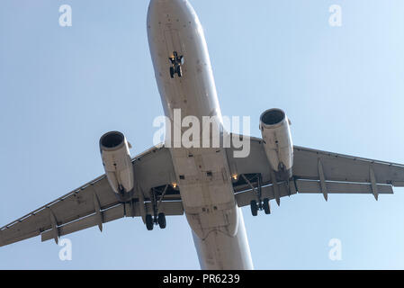 Close up view of an aircraft approaching the airport to land Stock ...