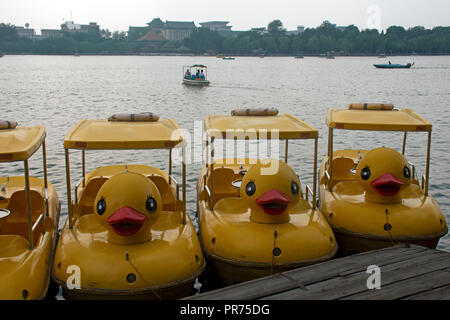 Pedal boats in the Taiye lake at the Beihai Park, Beijing, China Stock ...