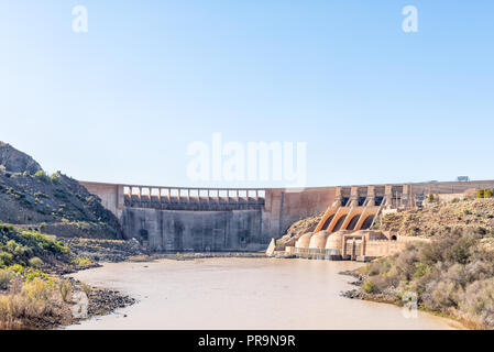 Wall of the Vanderkloof Dam in the Orange River on the border of the ...