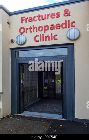 Fractures and Orthopaedic Clinic at Rotherham Hospital Stock Photo - Alamy