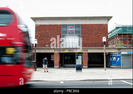 Uxbridge bus station, London Borough of Hillingdon. - Hillingdon ...