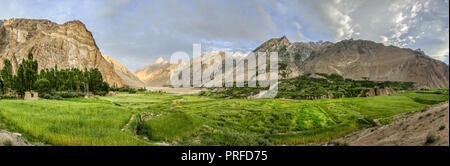 View from the fields of Askole village, Gilgit-Baltistan, Pakistan ...