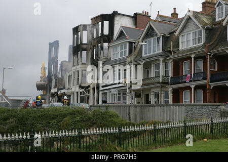 Penhallow Hotel burns down, Newquay Cornwall UK Stock Photo - Alamy