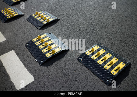 Crocodile teeth traffic control, Kenilworth railway station ...