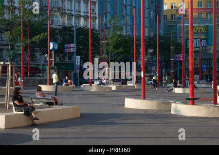 Wien, Mariahilfer Platzl, Christian-Broda-Platz Stock Photo - Alamy