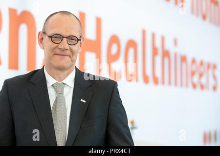 05 October 2018, Bavaria, Erlangen: The new headquarters of the medical ...