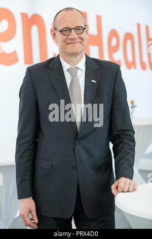 05 October 2018, Bavaria, Erlangen: The new headquarters of the medical ...