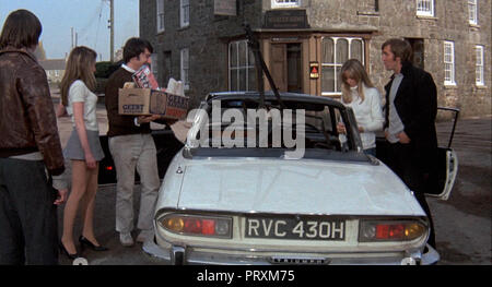 STRAW DOGS (1971) DEL HENNEY, SUSAN GEORGE SAM PECKIPAH (DIR) 017 Stock ...