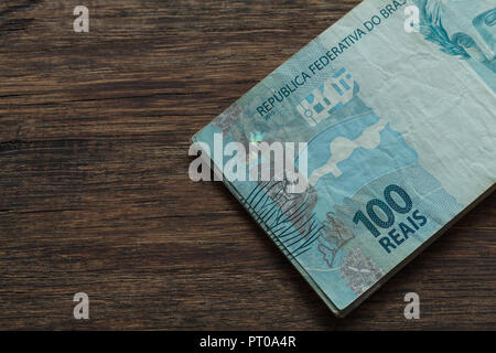 Brazilian money, reais, high denominations Stock Photo - Alamy