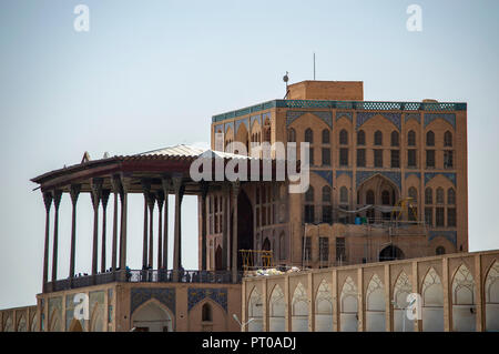 Ali Qapu, Maidan-i Shah, Isfahan, Iran Stock Photo - Alamy