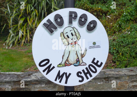 Anti dog fouling sign in Melksham Wiltshire England UK EU Stock Photo ...