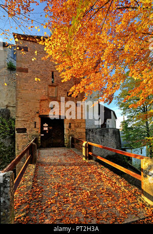 Rabeneck Castle, Wiesenttal, Franconian Switzerland Nature Park, Upper ...