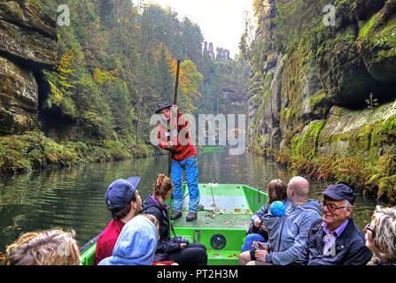 Edmund Gorge (Kamnitz Gorge) in the valley of Kamnitz, Hrensko ...