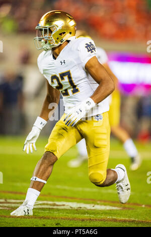 October 27,2018: Notre Dame Fighting Irish quarterback Ian Book (12 ...