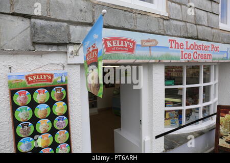 The Lobster Pot Kelly's Ice Cream parlour, The Strand, Padstow, north ...