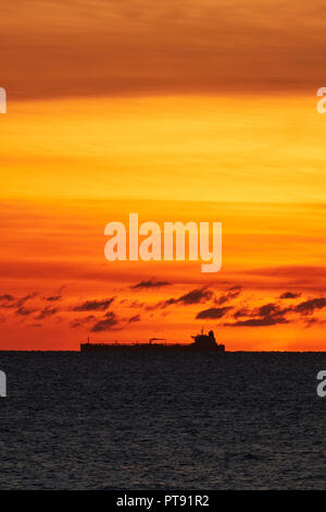 Sunset, Broadhaven, Pembrokeshire Stock Photo - Alamy