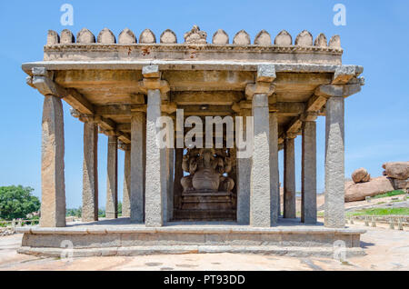 Sasivekalu ( mustard seed ) Ganesha Temple at Hampi, Karnataka, India ...