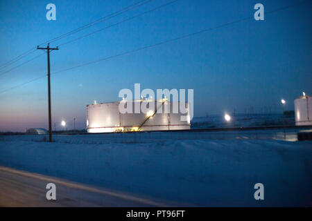 Oil storage tanks in fort lauderdale Stock Photo - Alamy